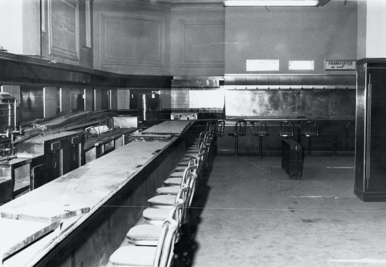 Woolworth Lunch Counter - Public Square - memoryln.net