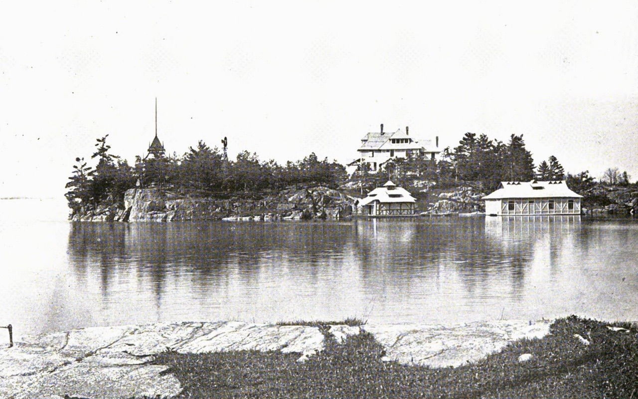 Bonniecastle - 1000 Islands (1877 - Present) - memoryln.net