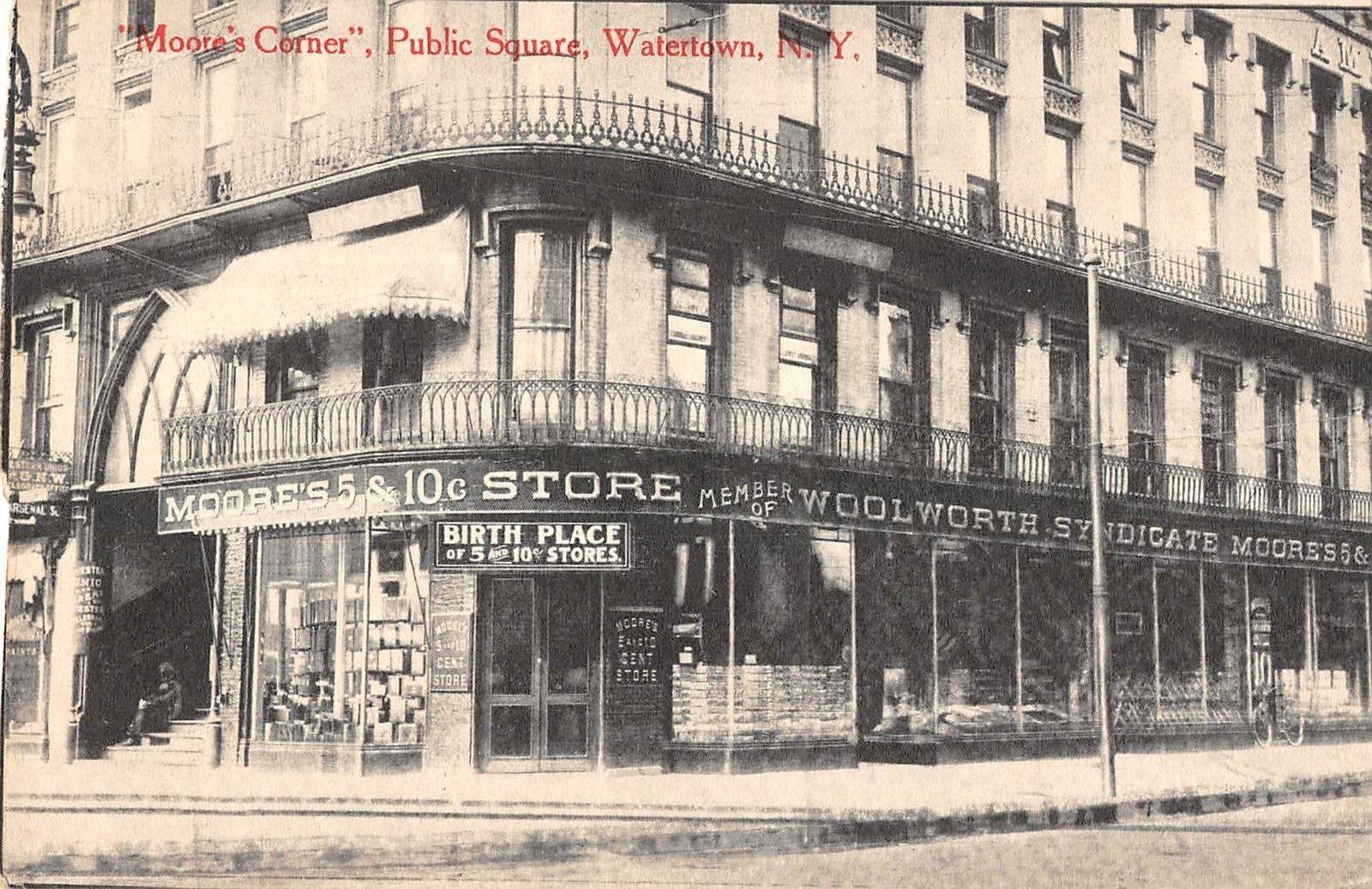 Woolworth - Woolworth Building - Public Square (1921 - Present ...