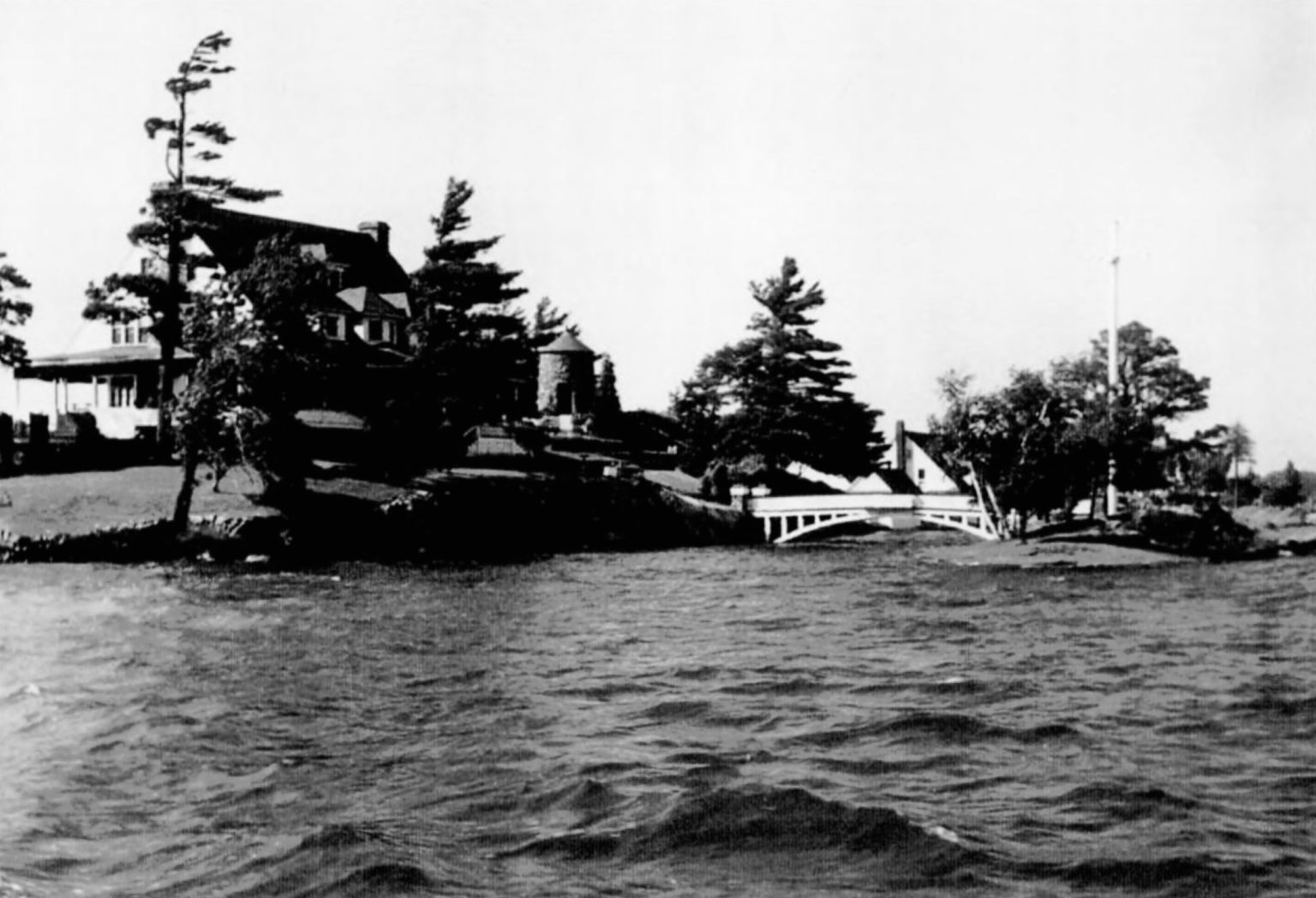 Zavikon Island - 1000 Islands - memoryln.net