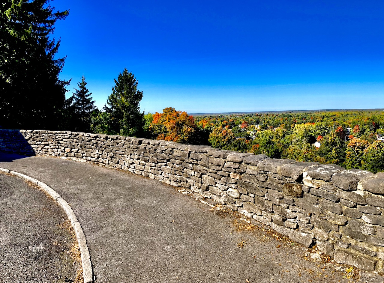 1800s Pinnacle Hill - Precursor to Thompson Park - memoryln.net